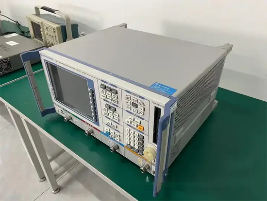 Rohde & Schwarz ZVB8 Vector Network Analyzer: Up to 8 GHz